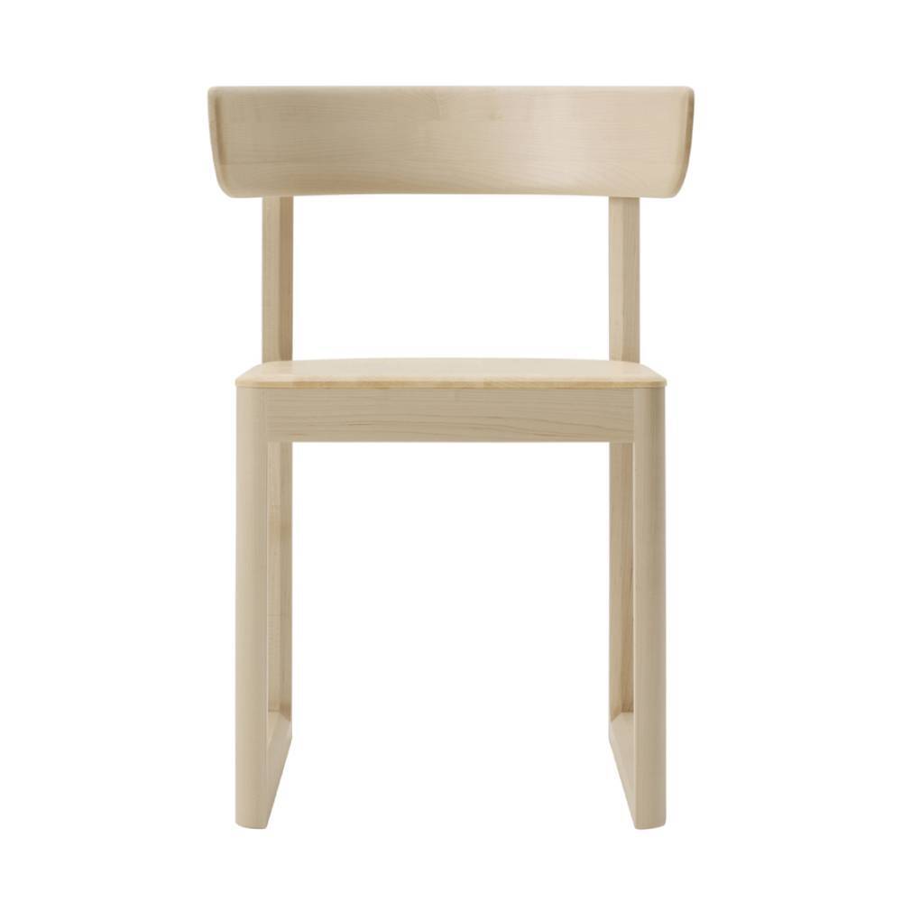 En Round Dining Table by Maruni | Haute Living
